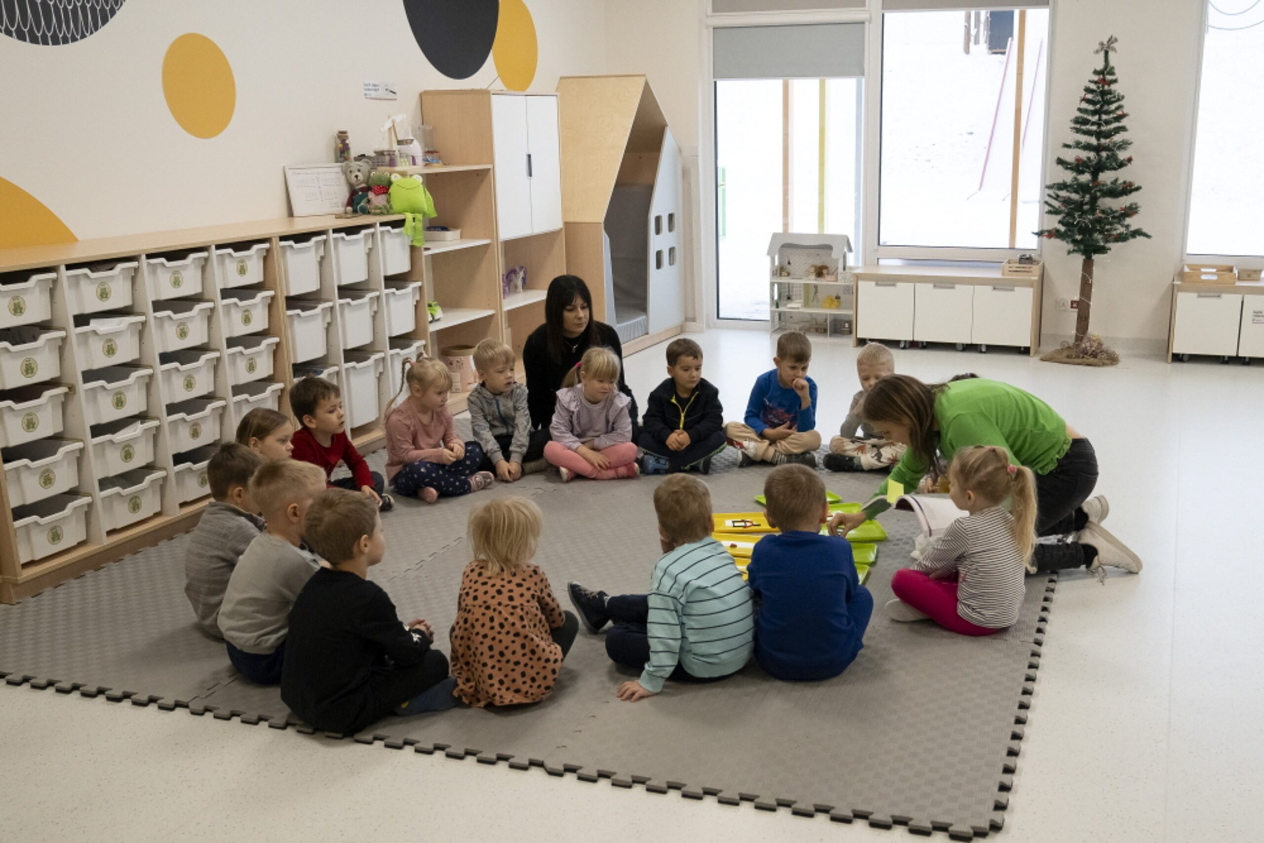 Explore ‘Little Korea’ in Poland: LG Energy Solution Wroclaw – LG ...