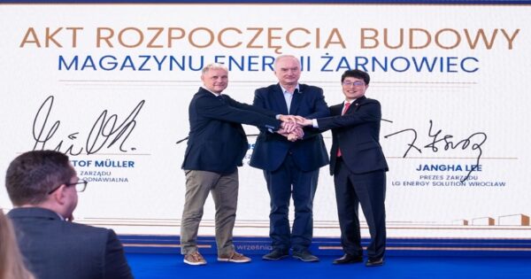 Made in Poland: LG Energy Solution to Supply Batteries for PGE’s ...